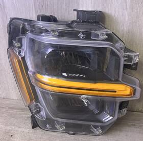 FORD RL34-13E014-AJ Rh Passenger Headlight