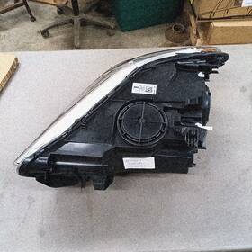 VALEO 46733 Passenger Right Halogen Headlight Headlamp